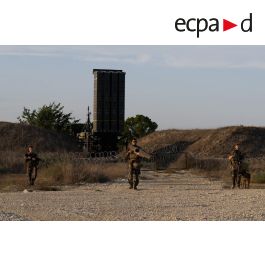 ImagesDéfense - Des commandos parachutistes de l'air n°20 (CPA 20 ...