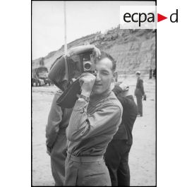 ImagesDéfense - Le photographe du service cinématographique de l'Armée ...