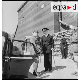 ImagesDéfense - L'amiral Abrial et le général d'armée Corap.