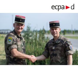 ImagesDéfense - Portrait des lieutenants-colonels Edouard Bros et ...