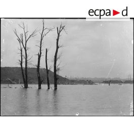 ImagesDéfense - Lens (Pas-de-Calais). Les inondations tendues par les ...