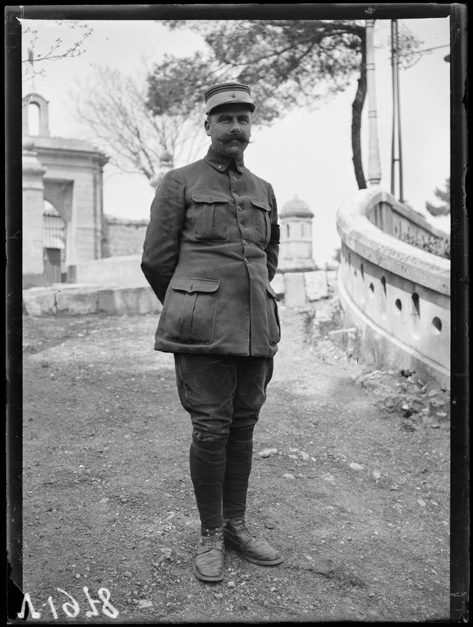 ImagesDéfense - Alès (Gard). Fort Vauban. Le capitaine Creutzer ...