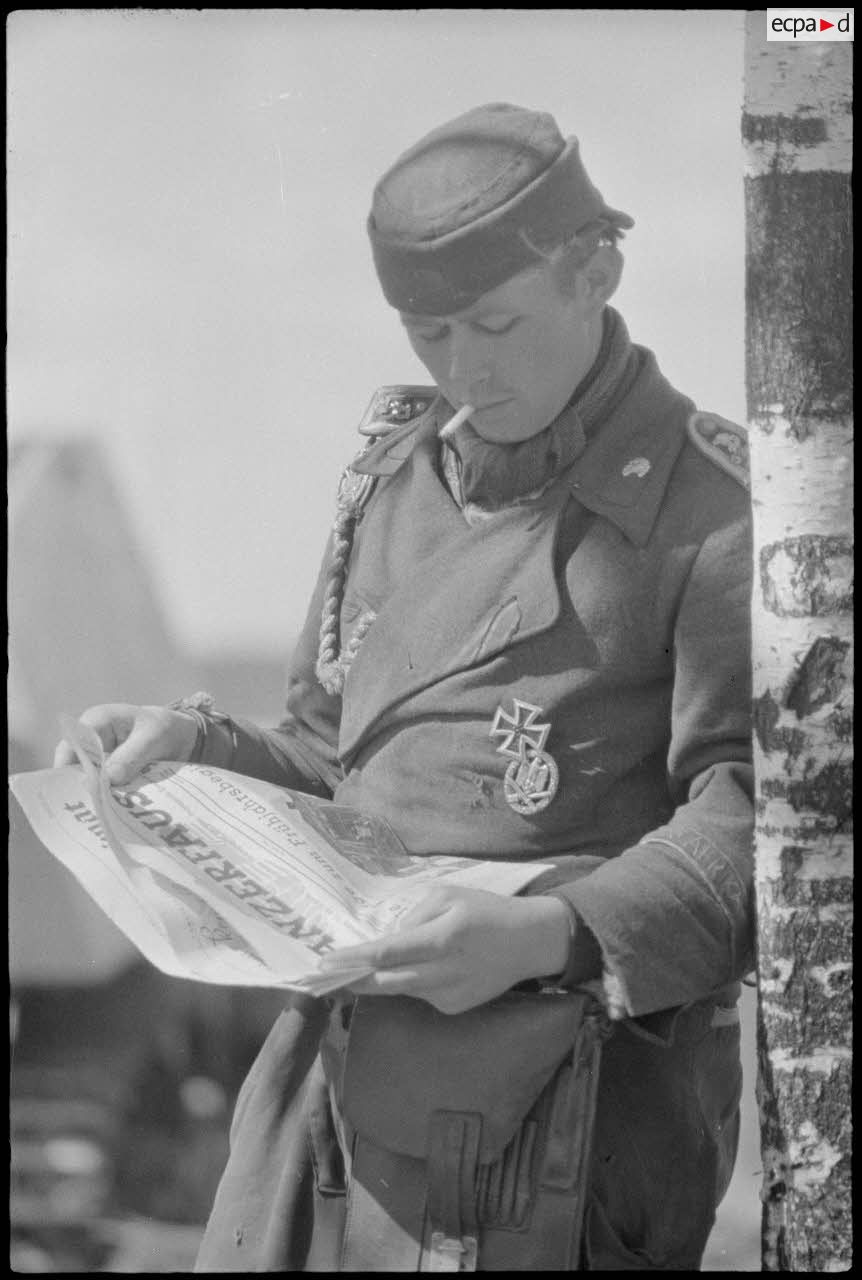 ImagesDéfense - Un artilleur du Panzerjäger-Abteilung 519 en pleine ...