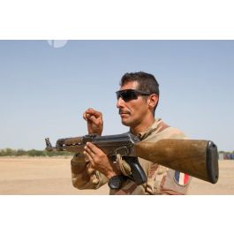 ImagesDéfense - Rappel des bonnes positions de tir à adopter par un ...