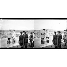 ImagesDéfense - Remise de la fourragère à un régiment anglais. Le ...