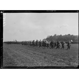 ImagesDéfense - [Défilé de troupes militaires.]