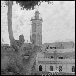 ImagesDéfense - [Le minaret de la mosquée Hassan Pacha à Oran.]