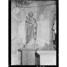 ImagesDéfense - Verdun. Cathédrale, statue de St Joseph dans la crypte ...