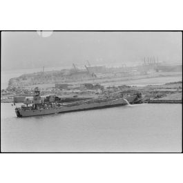 ImagesDéfense - EDIC dans le port de Beyrouth.