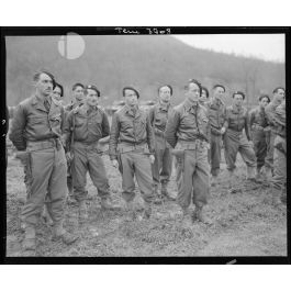 ImagesDéfense - Des offciers et sous-officiers du 7e régiment de ...