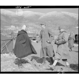 ImagesDéfense - Le général de Gaulle rencontre la comtesse Leila du ...