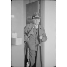 ImagesDéfense - Le général des troupes aéroportées Kurt Student lors de ...