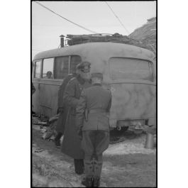 ImagesDéfense - Arrivée du maréchal (Generalfeldmarschall) Ernst Busch ...