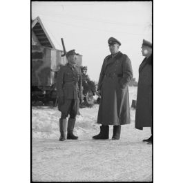 ImagesDéfense - Le maréchal (Generalfeldmarchall) Buch en présence du ...