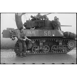 ImagesDéfense - Le chef du char léger M3A3 Stuart baptisé Valmy du 501e ...