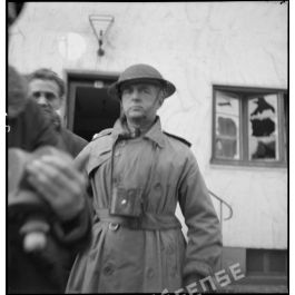 ImagesDéfense - Portrait du colonel Waite, adjoint de l'attaché ...