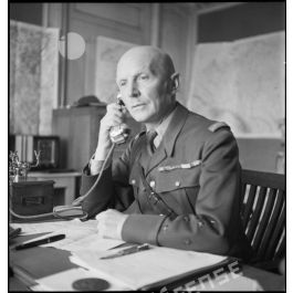 ImagesDéfense - Portraits du général d'armée Huntziger, commandant la ...
