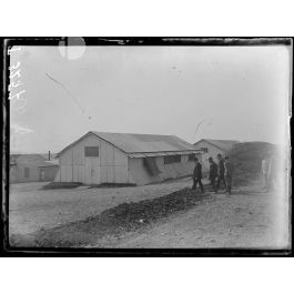 ImagesDéfense - Zeitenlik. Visite de Monsieur Justin Godart. Hôpital n ...