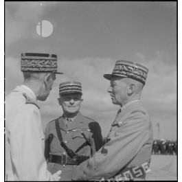 ImagesDéfense - Arrivée du général d'armée Charles Huntziger à Oran.