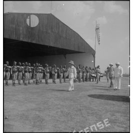 ImagesDéfense - Le général d'armée Charles Huntziger à Atar (Mauritanie).