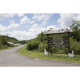 ImagesDéfense - Entrée de la caserne du régiment du service militaire ...