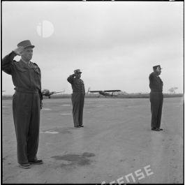ImagesDéfense - Le général Carpentier et le général Boyer de La Tour au ...
