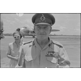 ImagesDéfense - Le général Gracey.