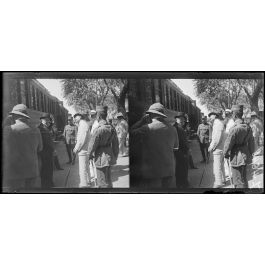 ImagesDéfense - Salonique. Visite de M. Justin Godart. Adieux du ...