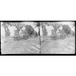 ImagesDéfense - [Marne, camion pour l'entretien des routes].