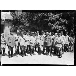 ImagesDéfense - Mailly (Aube). Le général Monroe et l'état-major de la ...