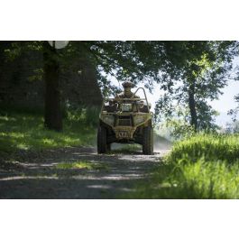 ImagesDéfense - Un commando sticks actions spéciales (SAS) conduit un ...