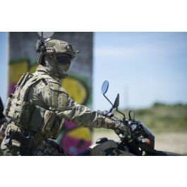 ImagesDéfense - Un commando sticks actions spéciales (SAS) conduit une ...