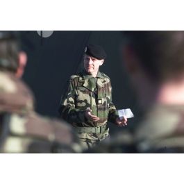 ImagesDéfense - Portrait d'un capitaine du 21e RIMa (régiment d ...