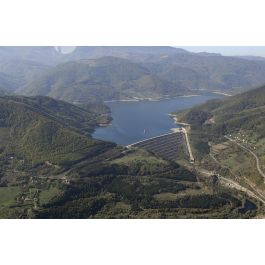 ImagesDéfense - Vue aérienne du Kosovo : barrage et lac de Gazivode.