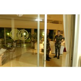 ImagesDéfense - Le colonel Luc du Perron de Revel, commandant le 43e ...