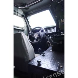 ImagesDéfense - Vue intérieure d'un VBL (véhicule blindé léger) du 1er ...