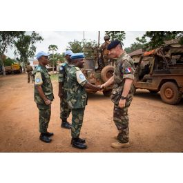 ImagesDéfense - Le général de brigade Pierre Gillet, commandant la ...