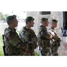 ImagesDéfense - Des chefs de groupe du 3e régiment étranger d ...