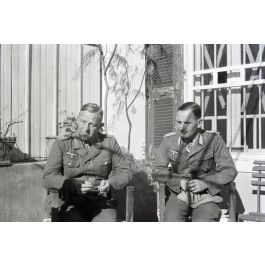 ImagesDéfense - En Crète, le général (Genleutnant) Friedrich-Wilhelm ...