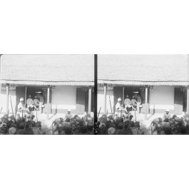 ImagesDéfense - Kabary à Antanimora. [légende d'origine]