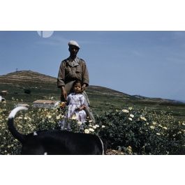 ImagesDéfense - Oued Chaiba, Laazar et sa fille Fatima. [légende d'origine]