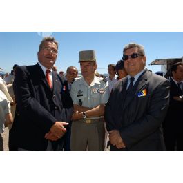 ImagesDéfense - Lors de l'inauguration du meeting aérien de l'ALAT au ...