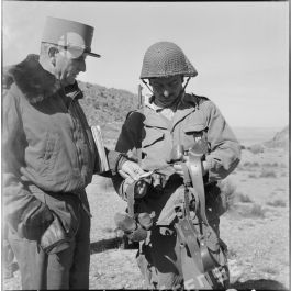 ImagesDéfense - Le général Redon commandant la 2e DIM.