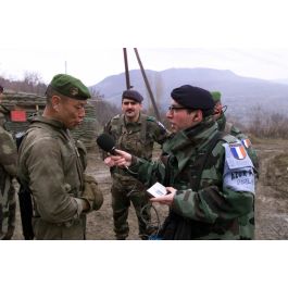 ImagesDéfense - Interview d'un militaire du BAT-GEN (bataillon du génie ...