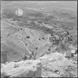 ImagesDéfense - Le travail du génie dans le massif de l'Aurès Nemencha.