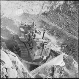 ImagesDéfense - Le travail du génie dans le massif de l'Aurès Nemencha.