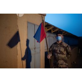 ImagesDéfense - Portrait du porte-fanion du 126e régiment d'infanterie ...