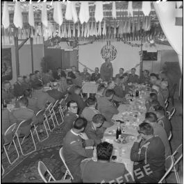 ImagesDéfense - Le général Jacques Allard pendant son discours.