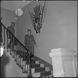 ImagesDéfense - Le général Paul Ely au siège de la 10ème région ...