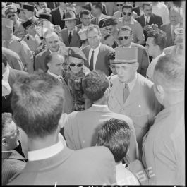 ImagesDéfense - Le général de Gaulle à Batna.